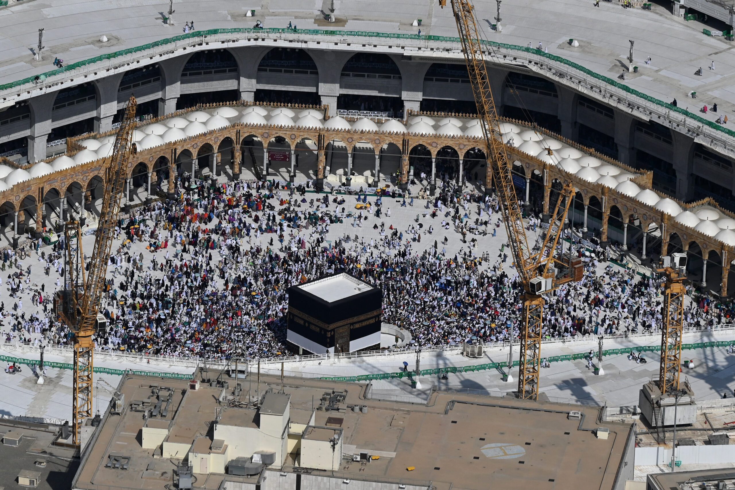 Peregrinos musulmanes abandonan La Meca después del hach • Once Noticias