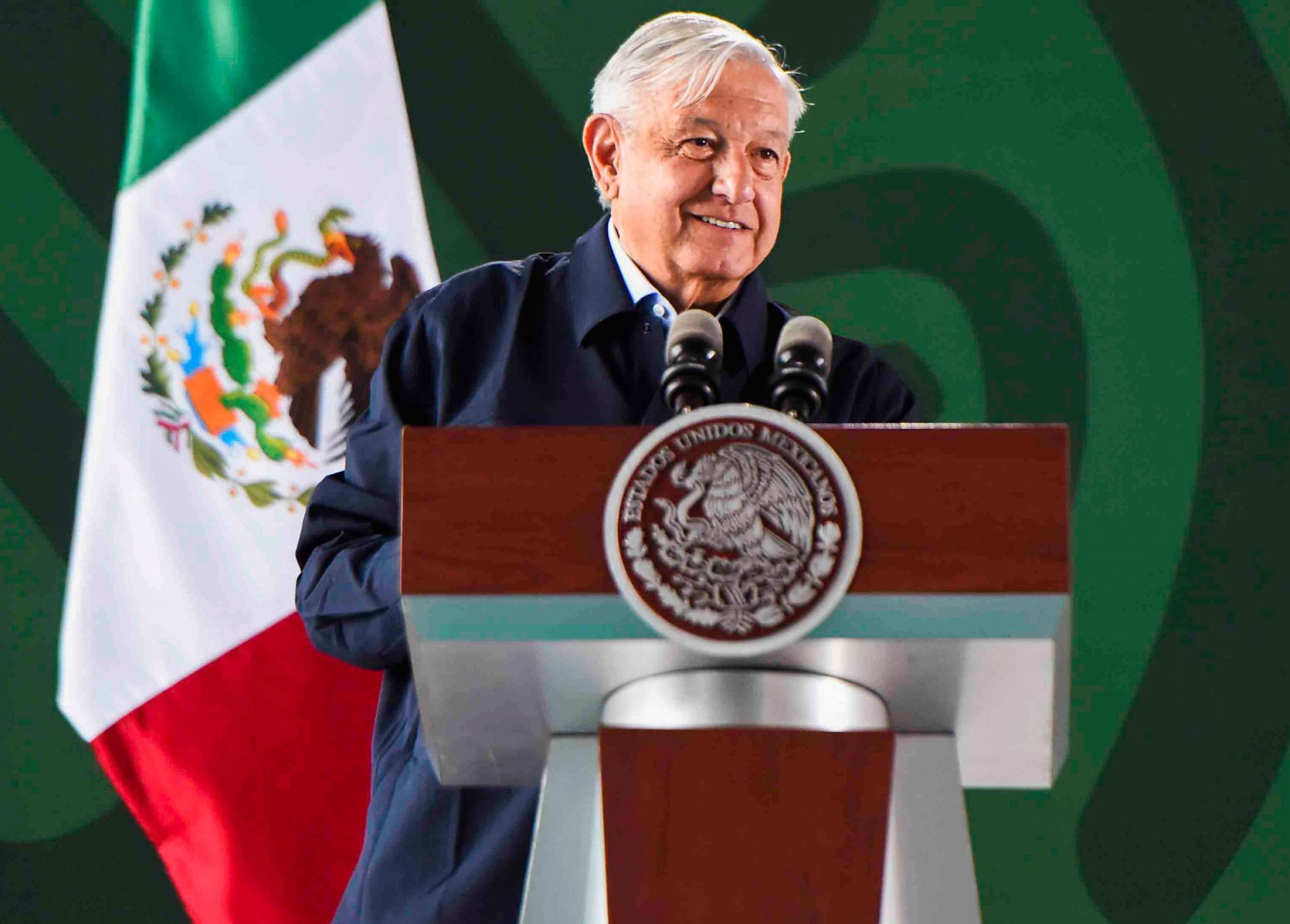 AMLO celebra crecimiento de 3.6% del PIB en México • Once Noticias