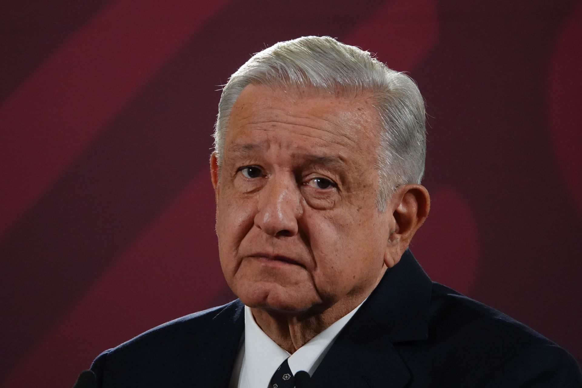 AMLO acatará orden del INE para bajar contenido sobre bastón de mando ... AMLO acatará orden del INE para bajar contenido sobre bastón de mando ...